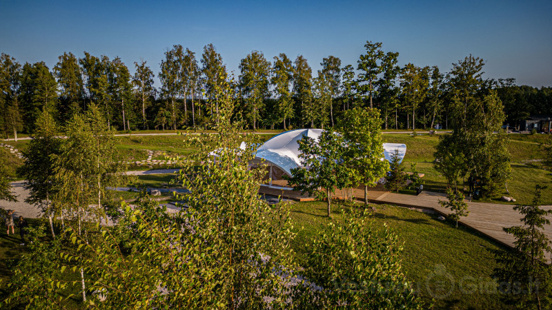 Poilsio krantas. Paviljonas